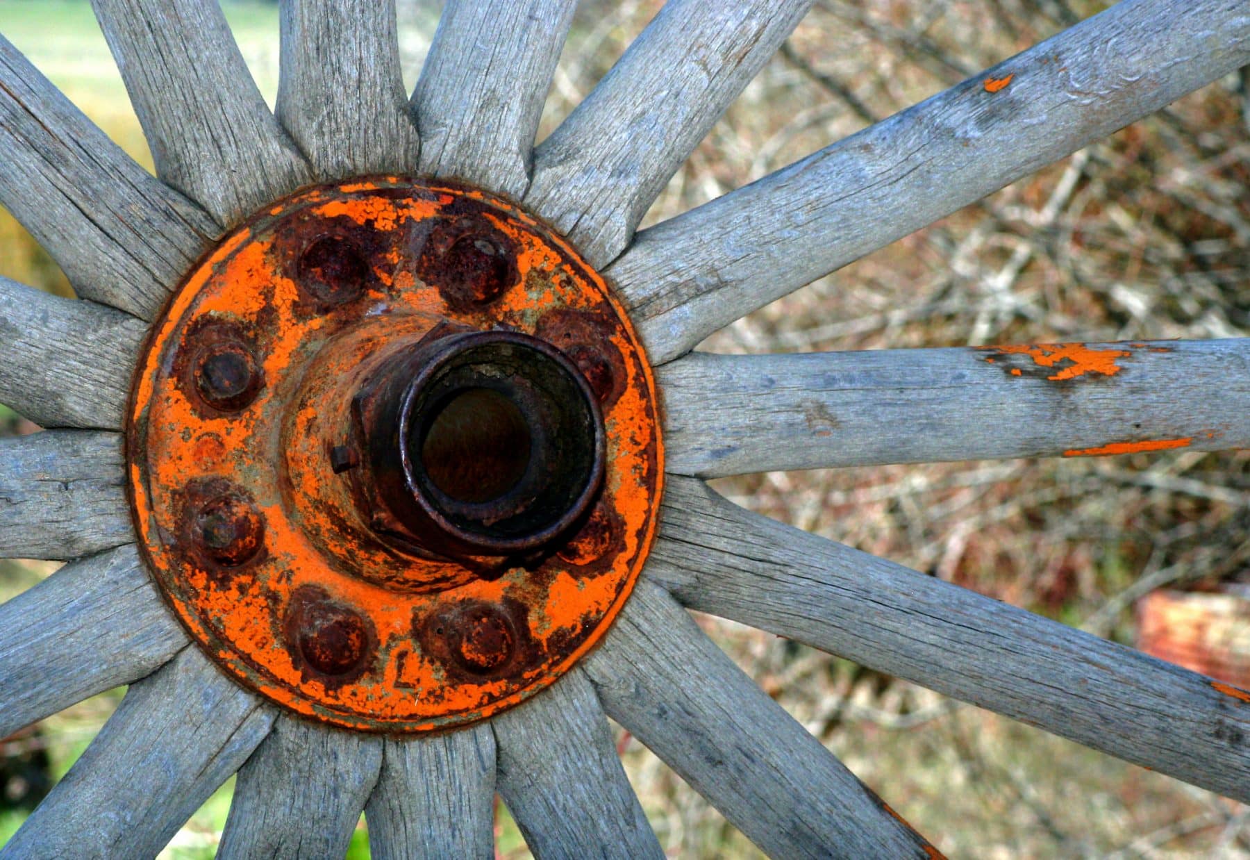 9 Warning Signs You're a Hub-and-Spoke Owner